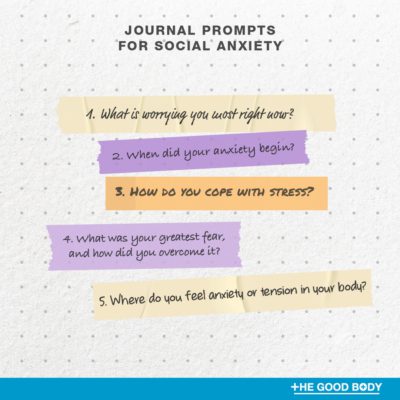 30 Journal Prompts for Anxiety: Calm a Busy Mind
